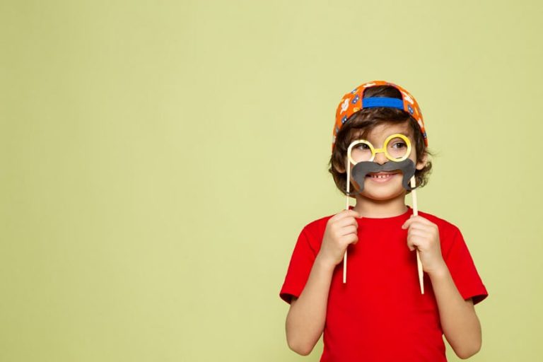 Unlocking the World of Pretend Play: A Guide to 30+ Imaginative ...