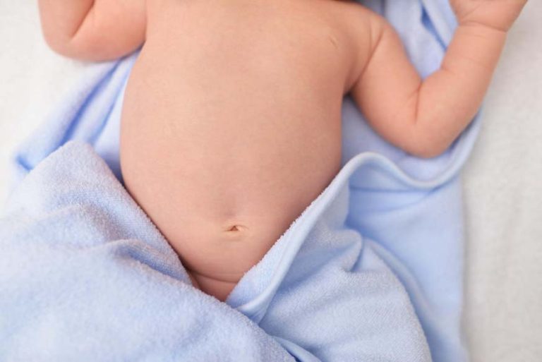 Understanding Outie Belly Buttons In Babies Causes Types And Care understanding-outie-belly-buttons-in-babies-causes-types-and-care