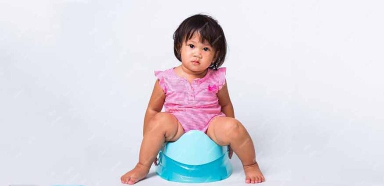 7 Ways to Deal with Toddlers Holding Poop | EuroKids